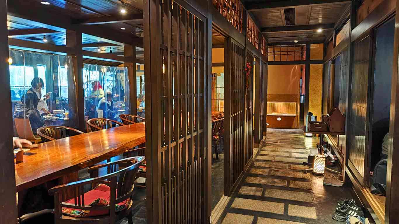 YOSHIYA Kyoto Arashiyama ฮาลาล มีห้องส่วนตัว บรรยากาศอบอุ่นเป็นส่วนตัว ...